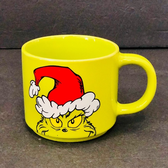 The Grinch | Kitchen | New The Grinch Ceramic Hot Cocoa Collectible Mug ...